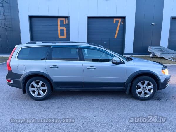 Pelēks Volvo XC70 2007 Tallina, ar dzinēja tilpumu 2.40 L un nobraukumu 322 tūkst. km par 4999 €, foto 6 vietnē AUTOMOTO.COM.LV