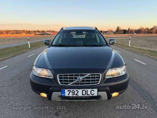 Pelēks Volvo XC70 2007 Tallina, ar dzinēja tilpumu 2.40 L un nobraukumu 343 tūkst. km par 6490 €, foto 8 vietnē AUTOMOTO.COM.LV
