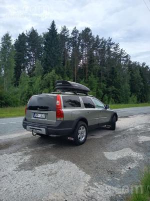 Grey Volvo XC70 2007 in Riga, with an engine capacity of 2.40 L and mileage of 336 thousand km for 5995 €, photo 6 on AUTOMOTO.COM.LV