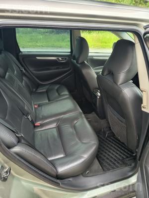 Grey Volvo XC70 2007 in Riga, with an engine capacity of 2.40 L and mileage of 336 thousand km for 5995 €, photo 11 on AUTOMOTO.COM.LV