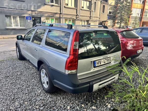 Pelēks Volvo XC70 2007 Rīga, ar dzinēja tilpumu 2.40 L un nobraukumu 477 tūkst. km par 3000 €, foto 2 vietnē AUTOMOTO.COM.LV
