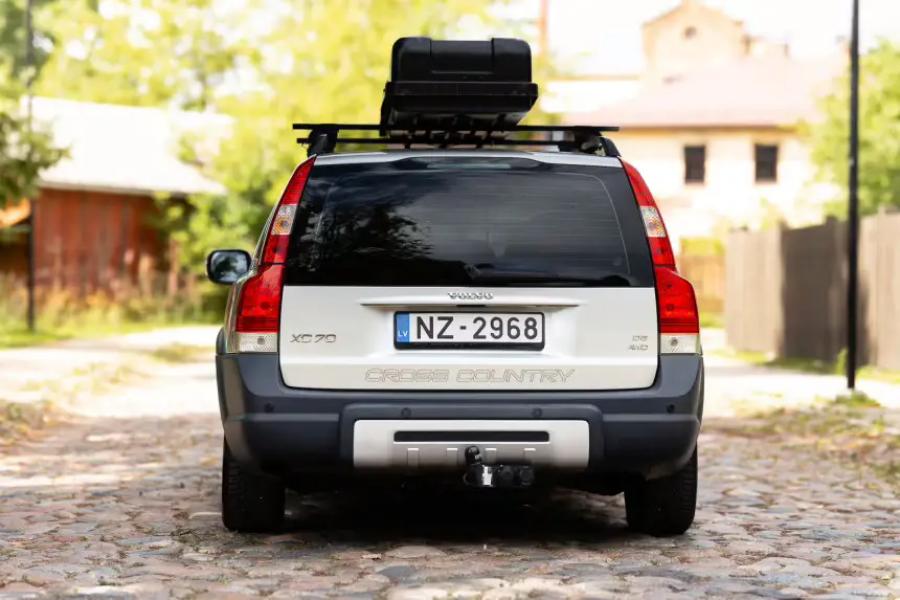Pelēks Volvo XC70 2007 Jelgava, ar dzinēja tilpumu 2.40 L un nobraukumu 275 tūkst. km par 3500 €, foto 5 vietnē AUTOMOTO.COM.LV