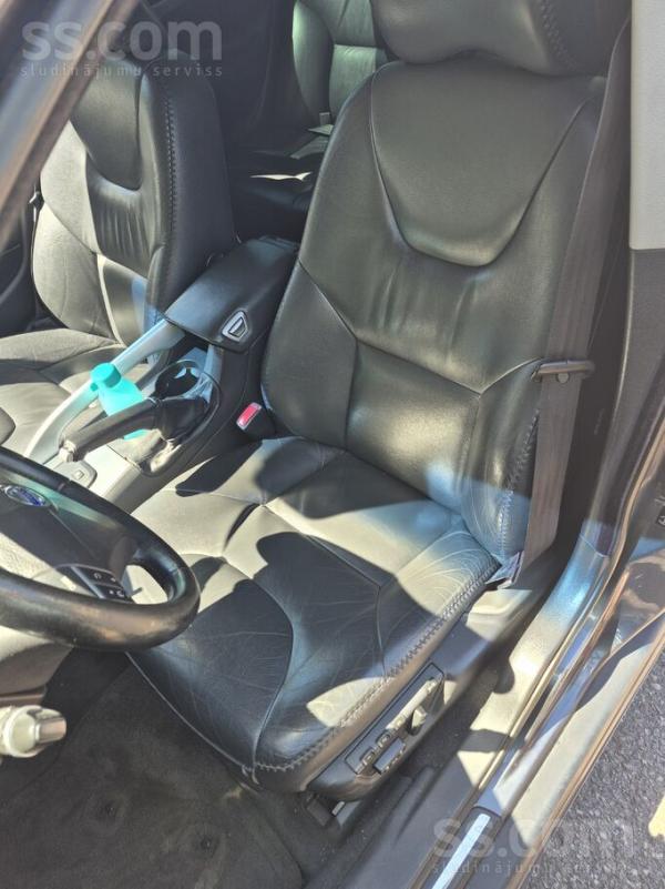 Pelēks Volvo XC70 2007 Jelgava, ar dzinēja tilpumu 2.40 L un nobraukumu 347 tūkst. km par 3900 €, foto 8 vietnē AUTOMOTO.COM.LV