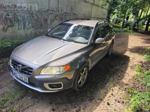 Pelēks Volvo XC70 2007 Rīga, ar dzinēja tilpumu 3.20 L un nobraukumu 375 tūkst. km par 1550 €, foto  vietnē AUTOMOTO.COM.LV