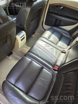 Pelēks Volvo XC70 2007 Rīga, ar dzinēja tilpumu 3.20 L un nobraukumu 375 tūkst. km par 1550 €, foto 11 vietnē AUTOMOTO.COM.LV