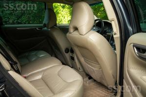 Pelēks Volvo XC70 2007 Jelgava, ar dzinēja tilpumu 2.40 L un nobraukumu 356 tūkst. km par 3500 €, foto 9 vietnē AUTOMOTO.COM.LV