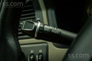 Pelēks Volvo XC70 2007 Jelgava, ar dzinēja tilpumu 2.40 L un nobraukumu 356 tūkst. km par 3500 €, foto 14 vietnē AUTOMOTO.COM.LV