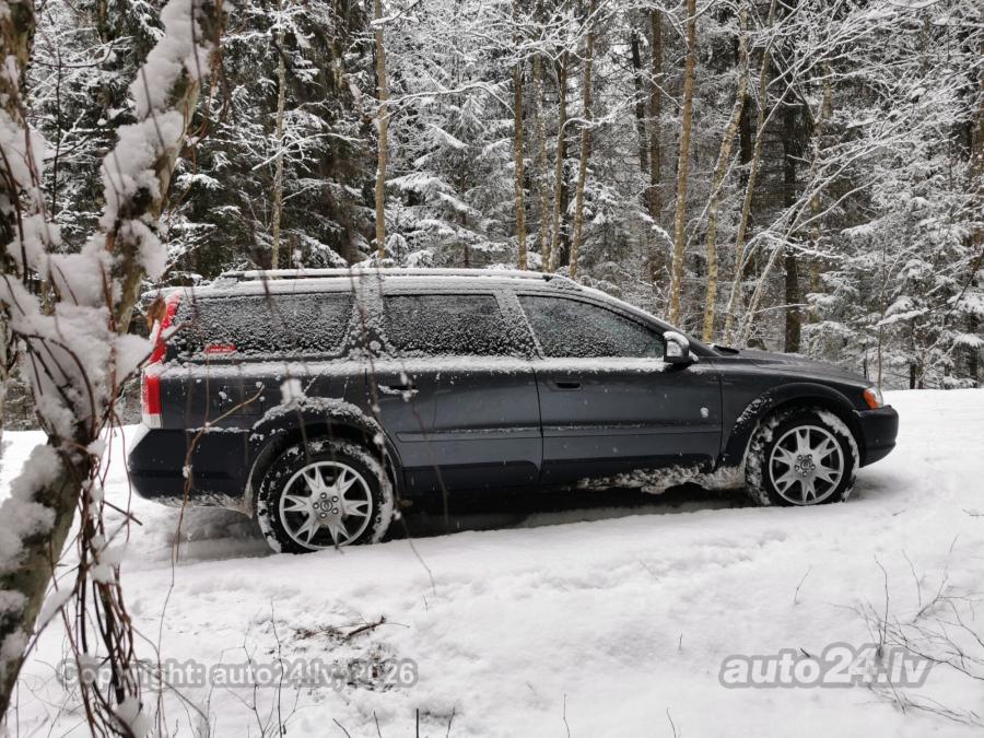Серый Вольво ХС70 2007 в Таллин, объемом двигателя 2.40 л и пробегом 310 тыс. км за 7500 €, фото 18 на AUTOMOTO.COM.LV