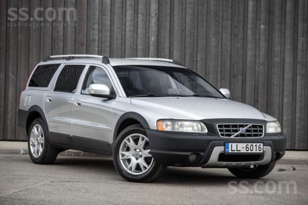 Grey Volvo XC70 2007 in Tukums, with an engine capacity of 2.40 L and mileage of 347 thousand km for 4770 €, photo 3 on AUTOMOTO.COM.LV
