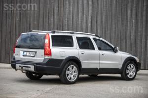 Grey Volvo XC70 2007 in Tukums, with an engine capacity of 2.40 L and mileage of 347 thousand km for 4770 €, photo 6 on AUTOMOTO.COM.LV