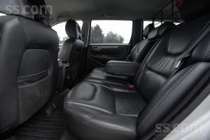 Grey Volvo XC70 2007 in Tukums, with an engine capacity of 2.40 L and mileage of 347 thousand km for 4770 €, photo 14 on AUTOMOTO.COM.LV