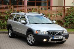 Pelēks Volvo XC70 2007 Mārupe, ar dzinēja tilpumu 2.40 L un nobraukumu 363 tūkst. km par 4950 €, foto  vietnē AUTOMOTO.COM.LV