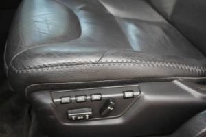 Pelēks Volvo XC70 2007 Mārupe, ar dzinēja tilpumu 2.40 L un nobraukumu 363 tūkst. km par 4950 €, foto 15 vietnē AUTOMOTO.COM.LV