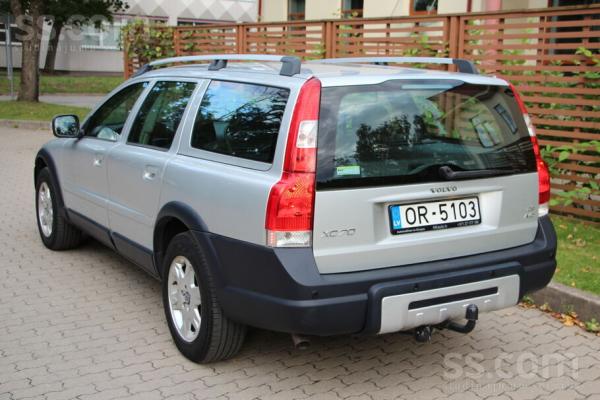 Pelēks Volvo XC70 2007 Rīga, ar dzinēja tilpumu 2.40 L un nobraukumu 0 tūkst. km par 4950 €, foto 9 vietnē AUTOMOTO.COM.LV