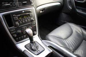 Grey Volvo XC70 2007 in Riga, with an engine capacity of 2.40 L and mileage of 0 thousand km for 4950 €, photo 14 on AUTOMOTO.COM.LV