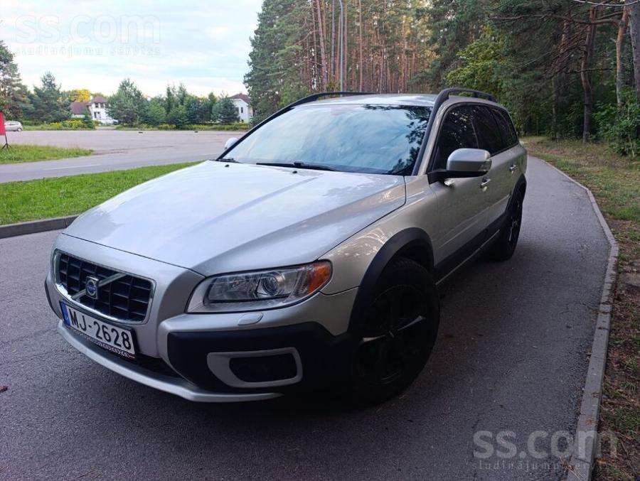 Grey Volvo XC70 2007 in Jurmala, with an engine capacity of 2.40 L and mileage of 386 thousand km for 4450 €, photo 3 on AUTOMOTO.COM.LV