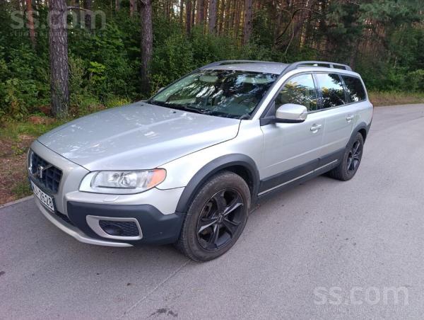 Grey Volvo XC70 2007 in Jurmala, with an engine capacity of 2.40 L and mileage of 386 thousand km for 4450 €, photo 7 on AUTOMOTO.COM.LV