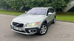 Grey Volvo XC70 2007 in Parnu, with an engine capacity of 2.40 L and mileage of 377 thousand km for 5800 €, photo  on AUTOMOTO.COM.LV