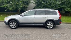 Pelēks Volvo XC70 2007 Pērnava, ar dzinēja tilpumu 2.40 L un nobraukumu 377 tūkst. km par 5800 €, foto 4 vietnē AUTOMOTO.COM.LV