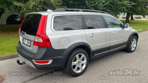 Pelēks Volvo XC70 2007 Pērnava, ar dzinēja tilpumu 2.40 L un nobraukumu 377 tūkst. km par 5800 €, foto 7 vietnē AUTOMOTO.COM.LV