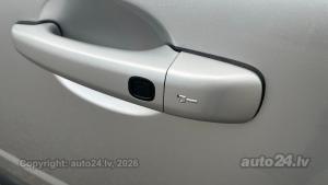 Pelēks Volvo XC70 2007 Pērnava, ar dzinēja tilpumu 2.40 L un nobraukumu 377 tūkst. km par 5800 €, foto 22 vietnē AUTOMOTO.COM.LV