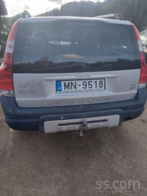 Pelēks Volvo XC70 2007 Kuldīga, ar dzinēja tilpumu 2.40 L un nobraukumu 423 tūkst. km par 2800 €, foto 6 vietnē AUTOMOTO.COM.LV