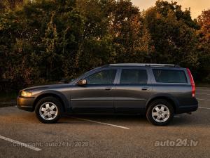 Grey Volvo XC70 2007 in Tallinn, with an engine capacity of 2.50 L and mileage of 312 thousand km for 5500 €, photo 8 on AUTOMOTO.COM.LV