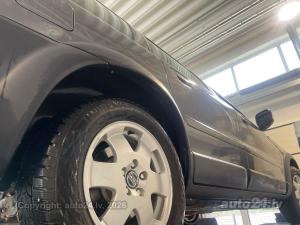 Grey Volvo XC70 2007 in Tallinn, with an engine capacity of 2.50 L and mileage of 312 thousand km for 5500 €, photo 16 on AUTOMOTO.COM.LV