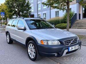 Pelēks Volvo XC70 2007 Rīga, ar dzinēja tilpumu 2.40 L un nobraukumu 371 tūkst. km par 4500 €, foto 3 vietnē AUTOMOTO.COM.LV
