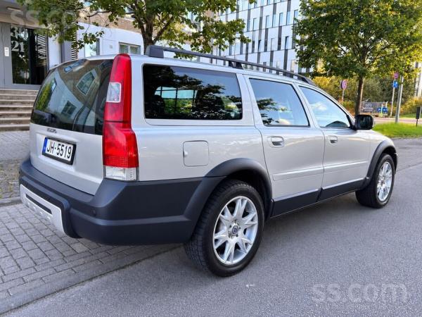 Volvo XC70 2007 Rīga vietnē Pelēks Volvo XC70 2007 Rīga, ar dzinēja tilpumu 2.40 L un nobraukumu 371 tūkst. km par 3950 €, foto 5 vietnē AUTOMOTO.COM.LV