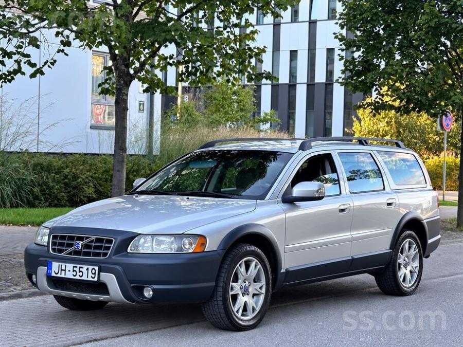 Pelēks Volvo XC70 2007 Rīga, ar dzinēja tilpumu 2.40 L un nobraukumu 371 tūkst. km par 4500 €, foto 6 vietnē AUTOMOTO.COM.LV