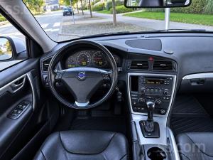 Pelēks Volvo XC70 2007 Rīga, ar dzinēja tilpumu 2.40 L un nobraukumu 371 tūkst. km par 4500 €, foto 15 vietnē AUTOMOTO.COM.LV