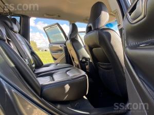Pelēks Volvo XC70 2007 Rīga, ar dzinēja tilpumu 2.40 L un nobraukumu 320 tūkst. km par 4250 €, foto 15 vietnē AUTOMOTO.COM.LV