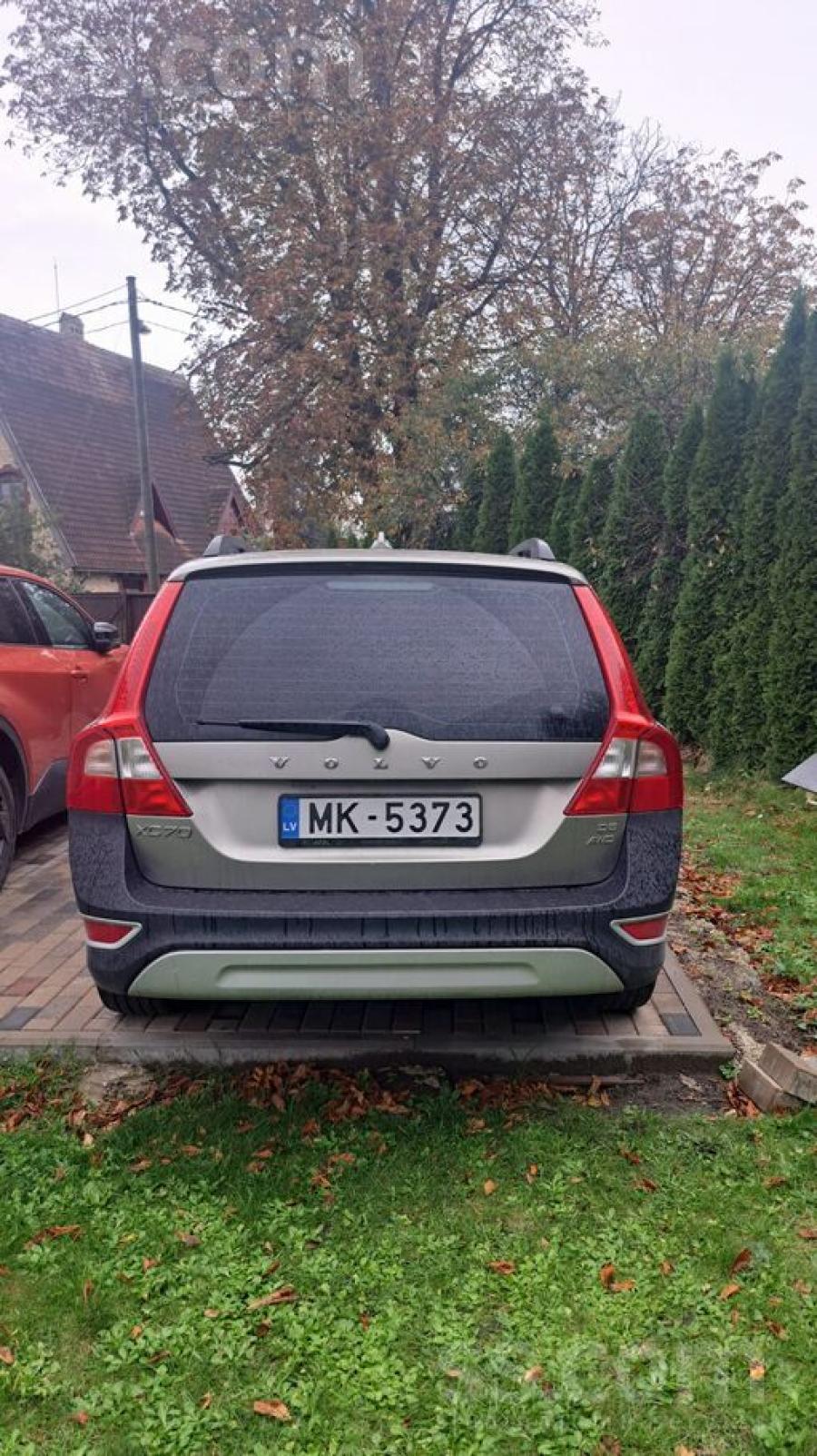 Pelēks Volvo XC70 2007 Rīga, ar dzinēja tilpumu 2.40 L un nobraukumu 278 tūkst. km par 5700 €, foto 3 vietnē AUTOMOTO.COM.LV