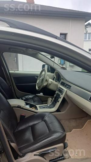 Pelēks Volvo XC70 2007 Rīga, ar dzinēja tilpumu 2.40 L un nobraukumu 278 tūkst. km par 5700 €, foto 4 vietnē AUTOMOTO.COM.LV
