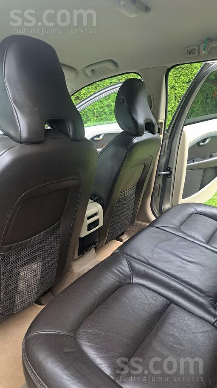 Pelēks Volvo XC70 2007 Rīga, ar dzinēja tilpumu 2.40 L un nobraukumu 278 tūkst. km par 5700 €, foto 5 vietnē AUTOMOTO.COM.LV
