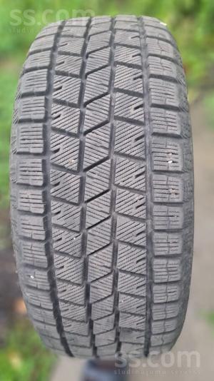 Pelēks Volvo XC70 2007 Rīga, ar dzinēja tilpumu 2.40 L un nobraukumu 278 tūkst. km par 5700 €, foto 7 vietnē AUTOMOTO.COM.LV