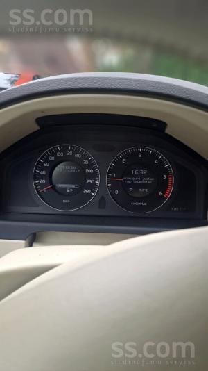 Pelēks Volvo XC70 2007 Rīga, ar dzinēja tilpumu 2.40 L un nobraukumu 278 tūkst. km par 5700 €, foto 15 vietnē AUTOMOTO.COM.LV