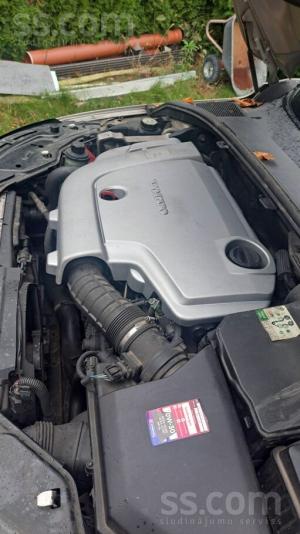 Pelēks Volvo XC70 2007 Rīga, ar dzinēja tilpumu 2.40 L un nobraukumu 278 tūkst. km par 5700 €, foto 16 vietnē AUTOMOTO.COM.LV