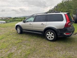 Grey Volvo XC70 2008 in Riga, with an engine capacity of 2.40 L and mileage of 350 thousand km for 12790 €, photo 3 on AUTOMOTO.COM.LV