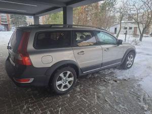 Pelēks Volvo XC70 2008 Kauņa, ar dzinēja tilpumu 2.40 L un nobraukumu 291 tūkst. km par 7500 €, foto 2 vietnē AUTOMOTO.COM.LV