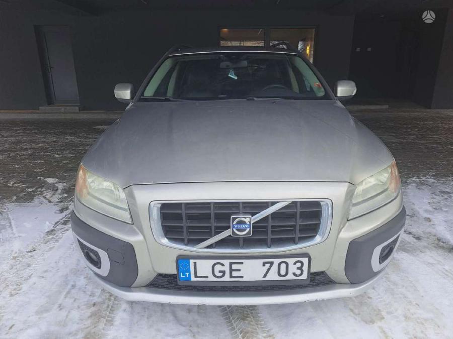 Pelēks Volvo XC70 2008 Kauņa, ar dzinēja tilpumu 2.40 L un nobraukumu 291 tūkst. km par 7500 €, foto 5 vietnē AUTOMOTO.COM.LV