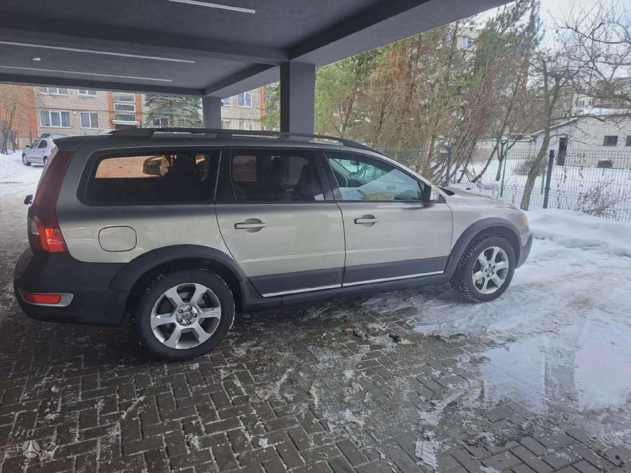 Pelēks Volvo XC70 2008 Kauņa, ar dzinēja tilpumu 2.40 L un nobraukumu 291 tūkst. km par 7500 €, foto 7 vietnē AUTOMOTO.COM.LV