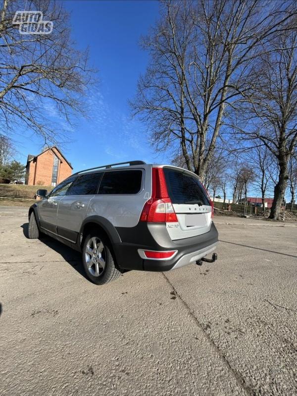 Grey Volvo XC70 2008 in Klaipeda, with an engine capacity of 2.40 L and mileage of 296 thousand km for 6000 €, photo 4 on AUTOMOTO.COM.LV