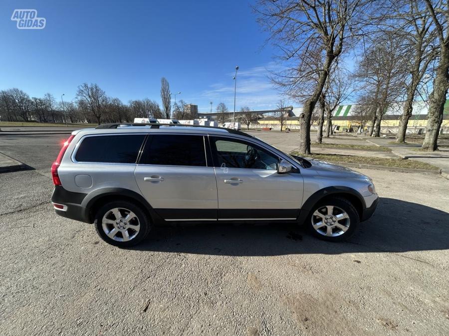 Grey Volvo XC70 2008 in Klaipeda, with an engine capacity of 2.40 L and mileage of 296 thousand km for 6000 €, photo 7 on AUTOMOTO.COM.LV
