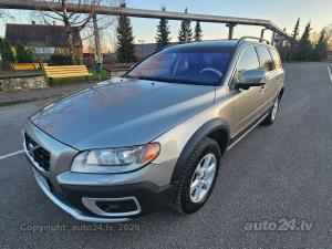 Grey Volvo XC70 2008 in Paide, with an engine capacity of 2.40 L and mileage of 355 thousand km for 6850 €, photo  on AUTOMOTO.COM.LV