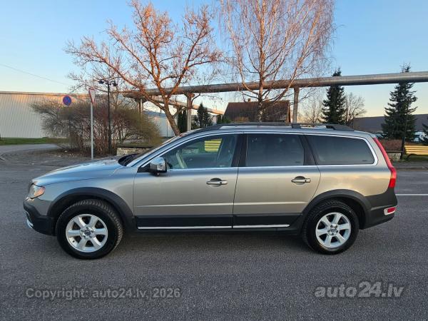 Grey Volvo XC70 2008 in Paide, with an engine capacity of 2.40 L and mileage of 355 thousand km for 6850 €, photo 2 on AUTOMOTO.COM.LV