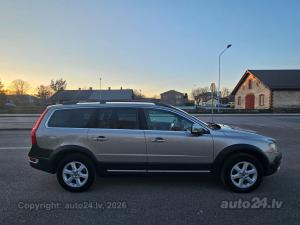 Grey Volvo XC70 2008 in Paide, with an engine capacity of 2.40 L and mileage of 355 thousand km for 6850 €, photo 7 on AUTOMOTO.COM.LV