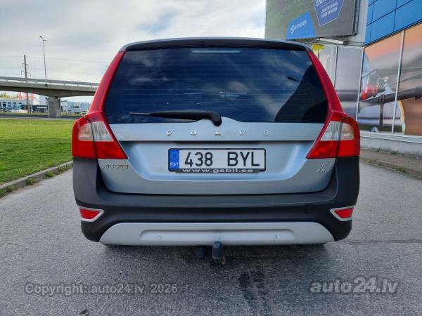 Grey Volvo XC70 2008 in Tartu, with an engine capacity of 2.40 L and mileage of 0 thousand km for 4000 €, photo 7 on AUTOMOTO.COM.LV