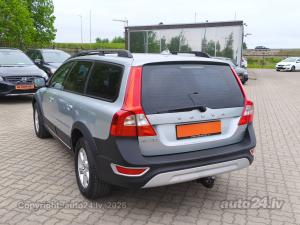 Pelēks Volvo XC70 2008 Tartu, ar dzinēja tilpumu 2.40 L un nobraukumu 267 tūkst. km par 7990 €, foto 5 vietnē AUTOMOTO.COM.LV